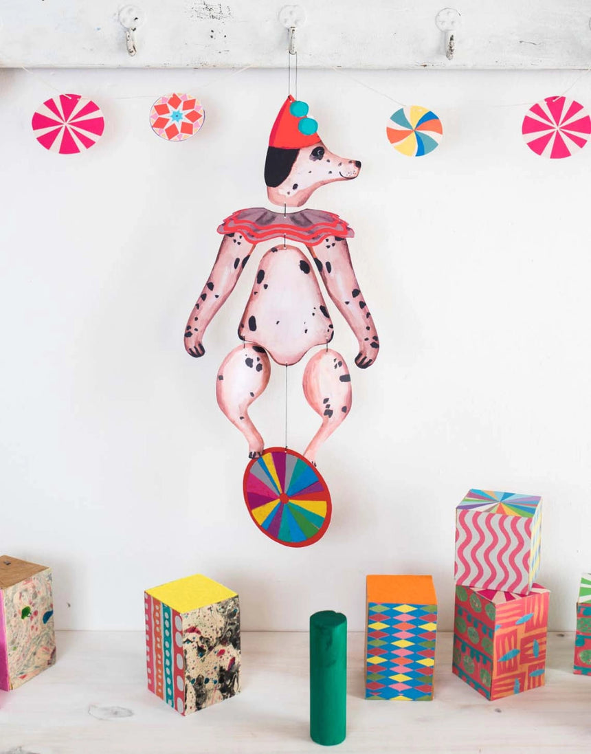 Nursery Circus Dog Kinetic Mobile by Wini Tapp – Clothkits