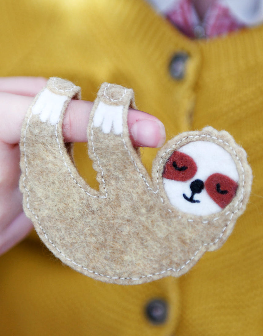 Sloth Finger Puppet Felt Craft Sewing Kit, Clara and Macy – Clothkits