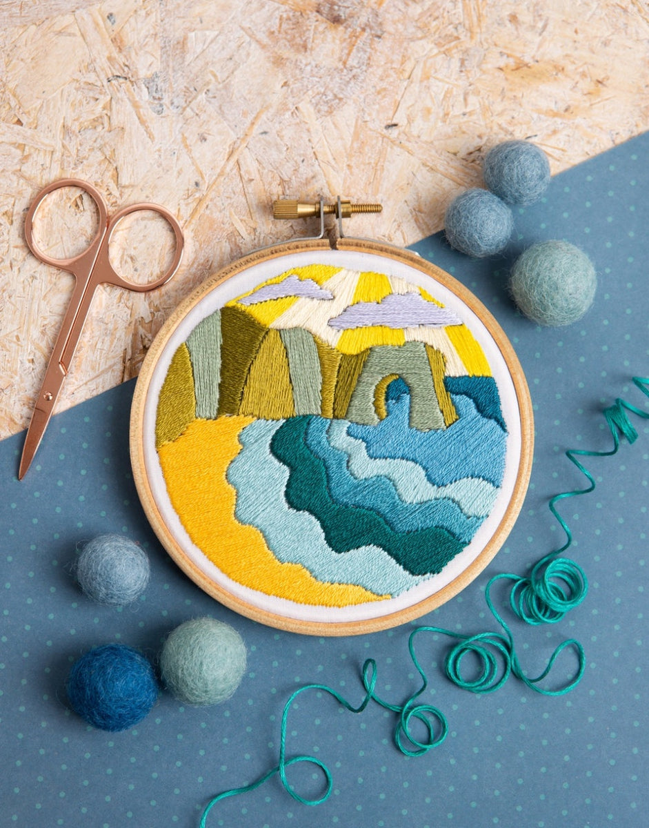 Dorset Days Mini Embroidery Kit, Hawthorn Handmade – Clothkits