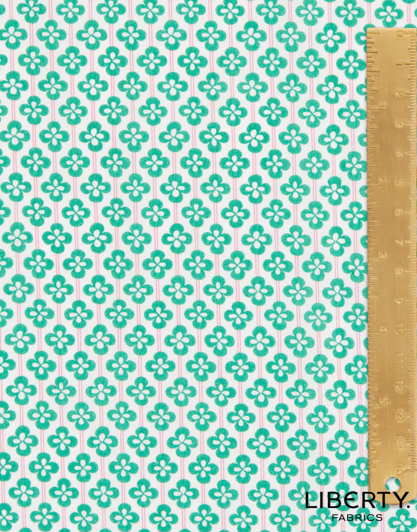 Liberty Fabrics Tana Lawn® Clover Fields A – Clothkits