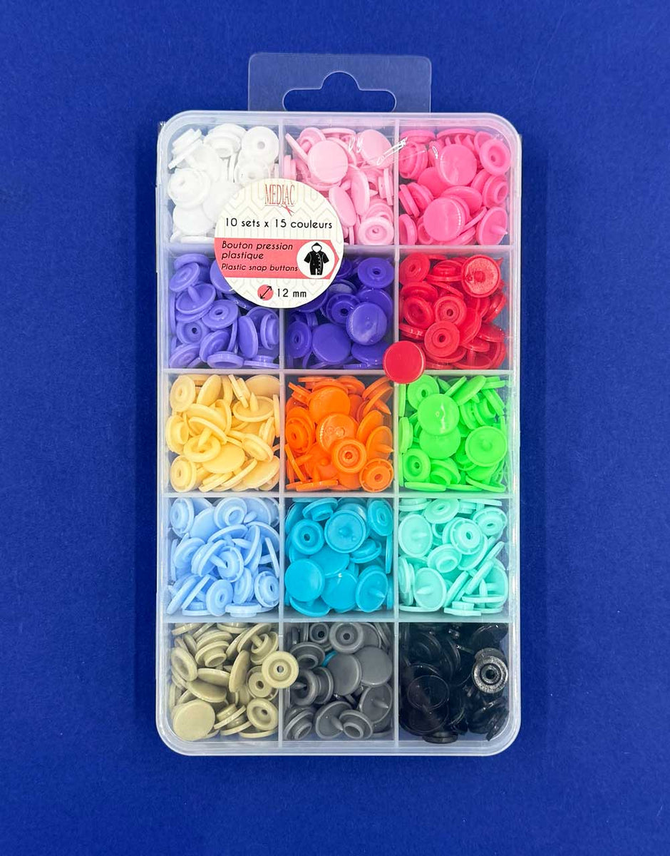 Box of Plastic Snaps, 150 Snaps in 15 Colours (12mm) – Clothkits