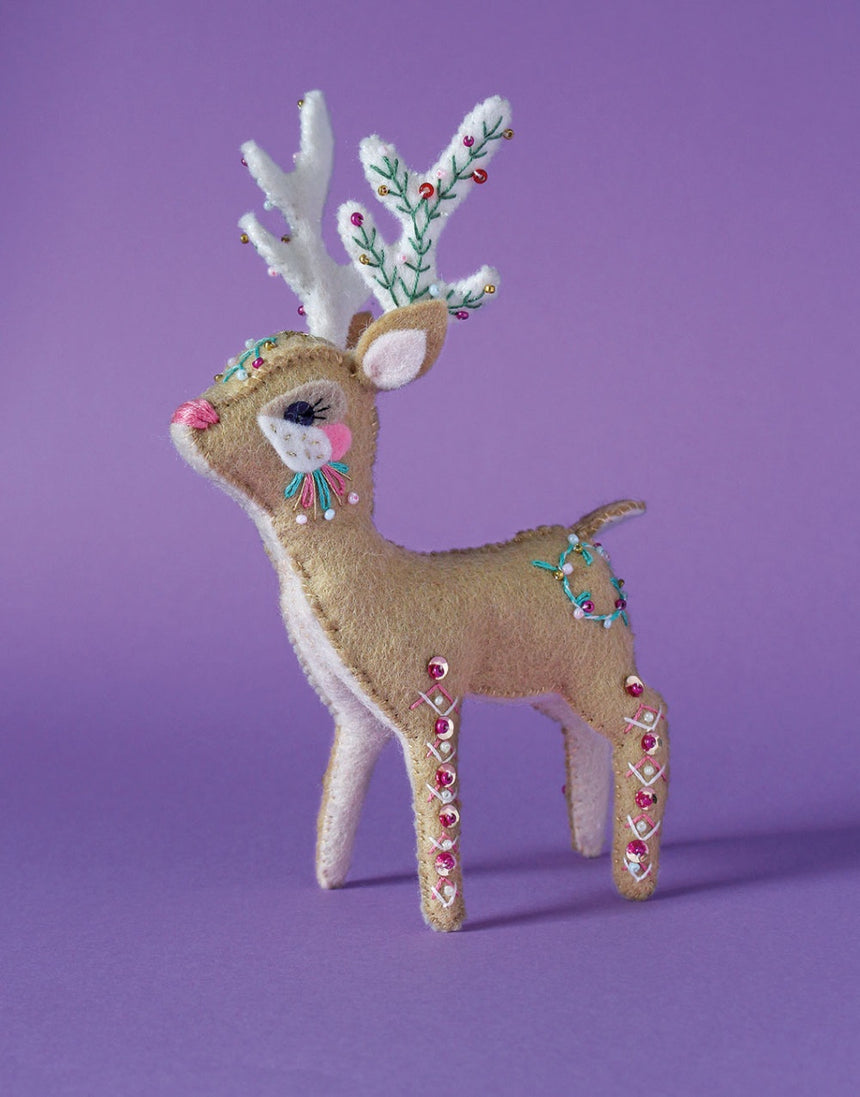 Bobbin the Deer / Reindeer Ornament Embroidery Pattern Booklet, Sewyea ...
