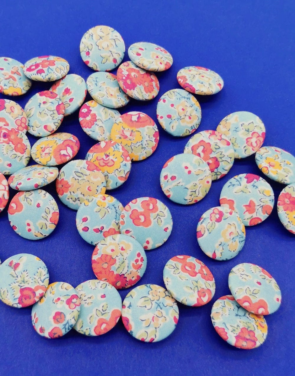 Liberty Fabrics Shank Button Set 25mm, Tatum – Clothkits
