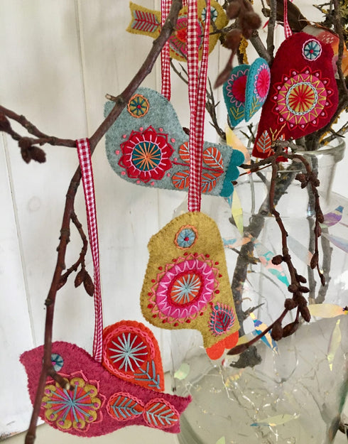 1960s Bird Collection, Nancy Nicholson Embroidery Kit – Clothkits