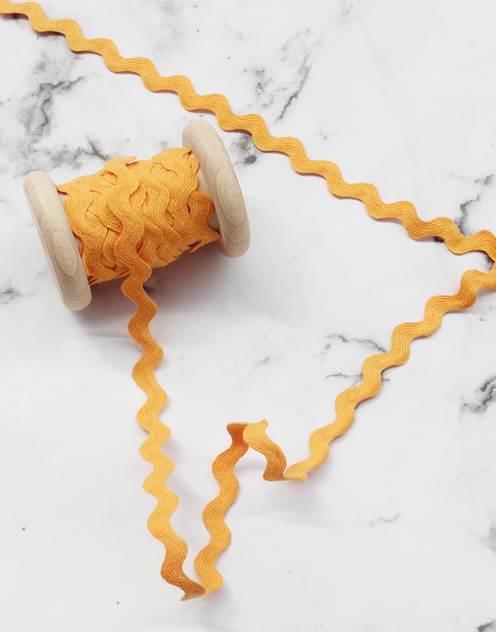 Ric Rac Trim, Various Colours, Medium – Clothkits