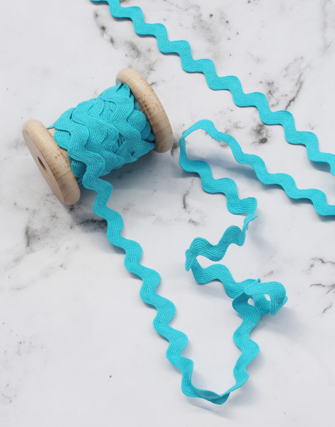 Ric Rac Trim, Various Colours, Medium – Clothkits