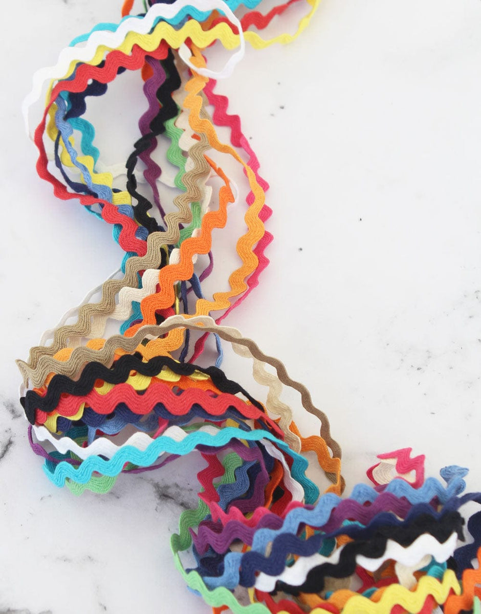 Small Ric Rac Trim, Various Colours – Clothkits